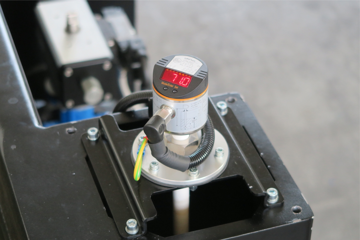 Water Cutting Tables - Water Cutting Tables - Sideros Engineering ...