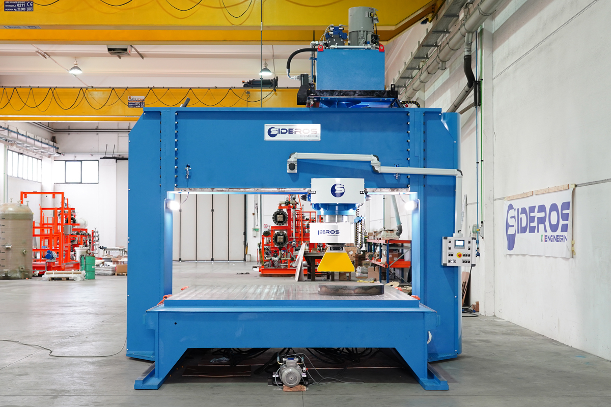 Straightening Presses with Movable Vertical Rod and Cylinder ...